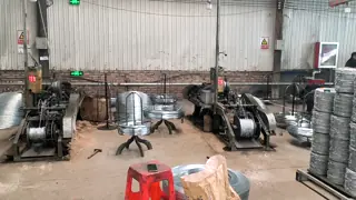 China Low Carbon Steel Concertina Barbed Wire Fencing PVC Coated Razor Wire Roll for sale