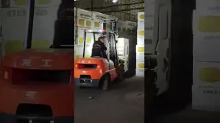 China Hydrophobic Fire Resistant Rock Wool Insulation Board With Operating Temperature Range -268°C To 700°C For Construction for sale