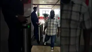 Glass Turnstile Fingerprint Access Control