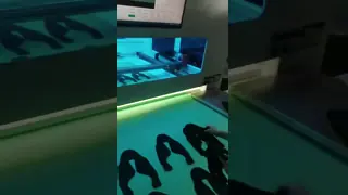 China Digital Leather Printing Machine Dual Head 1200x900mm with 8 Cartridges for Shoe Upper Marking for sale