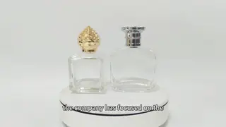 China Durable plastic pump refillable perfume bottle 50ml capacity designed for fragrance dispensing and stylish presentation for sale