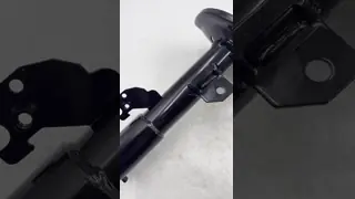 China 334399 Front Right Automotive Shock Absorber for Lexus RX330/MCU 03- Hole Steel Material OEM Standard Size Replacement Part for sale