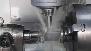 How does hydraulic cylinder work?