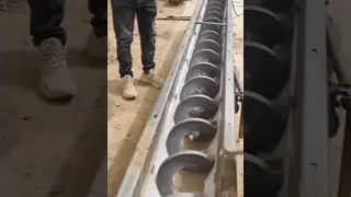 China Custom Stainless Steel U-Shaped Screw Feeder Shaftless Screw Conveyor Sludge Conveying Screw Conveyor Factory Manufacturer for sale