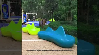 Silla de ocio público en forma de montaña de FRP - große Sitzplätze für mehrere Personen für Parks, Einkaufszentren und Plätze mit Stromanschluss