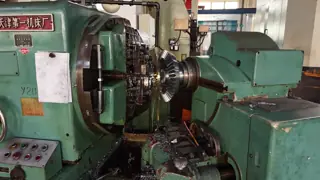 China SAE 4320 Gear Shaping Pinion Straight Bevel Gear for Cone Crushers - 11.5 Module with 26/60 Teeth Configuration for sale