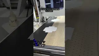 China Custom Print Logo Electronic Gift Packing Airplane Subscription Boxes with Paper Insert Gift Giving for sale