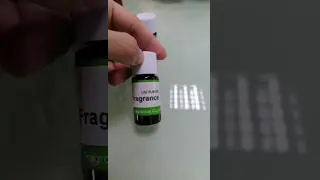 China Concentrated Floral-Fruity Aroma Fragrance Oil for Shampoo and Scented Soap with Phthalate-Free Formula and 3-10% Recommended Usage for sale