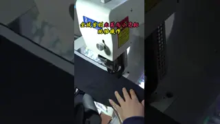 China Hot Pressing 2.5KW Electric Steam Free Ironing Machine With 30 Second Heating for sale