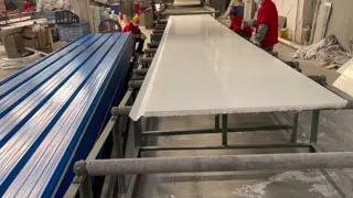 China Corrosion Resistant Soundproof Sandwich Panel Waterproof Fireproof Metal Sandwich Panel for sale