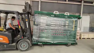 China Rectangle Portable Cattle Crush PVC Coated Powder Coated Calf Crush for sale