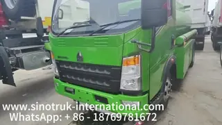 China Sinotruk HOWO 8 CBM Capacity Oil Tank Truck with 4x2 Drive Type and Euro III Emission Standard for sale