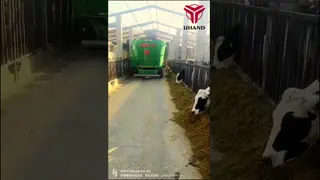 Trailed TMR Mixer - Pro Series - Twin Auger - 16 (Working)