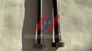 China 5I-7718 Cylinder Head Bolt For Mitsubishi S4K, CAT 3066, 3064 Engines, 320B Excavators for sale