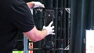 Making your setting up exhibition stand like playing LEGO