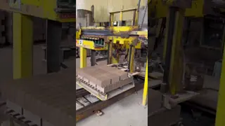 China 85-98% MgO Magnesite Refractory Bricks High Temperature Industrial Furnace Fire Brick for sale