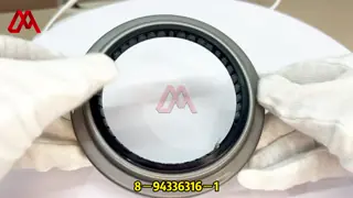 8943363160 8943679580 8-94336316-0 8-94367958-0 Inner Rear Hub Oil Seal for ISUZU ELF 4HK1 NPR 4BD1