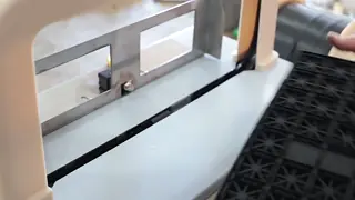 table mini strapping machinery,airport luggage packaging wrapping machine