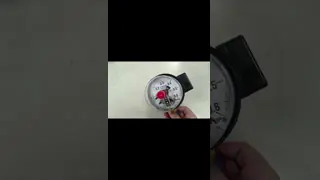 Electric contact pressure gauges
