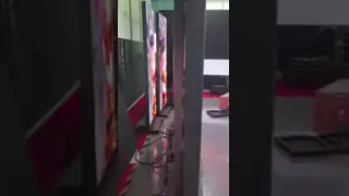 Flexible and efficient installation, high-definition display effect foldable LED display advertising