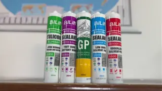 China Anti-Crack Waterproof Latexes Acrylic Rain Proof Caulking Sealant for sale