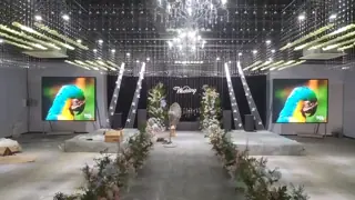 Indoor small-pitch high-definition LED displays showcase seamless, high-definition, and saturated im