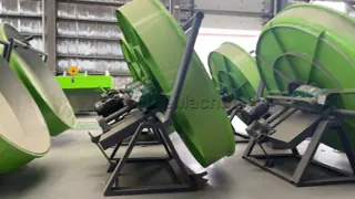Wet Way Disc Organic Fertilizer Granulator With Automatic Material Feeding System