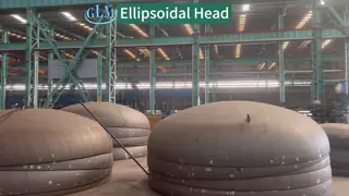 Carbon steel elliptical heads meet both sealing and pressure resistance standards.