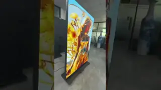 Lightning-fast screen opening, full visual effects, foldable advertising machines empower pop-up bus