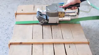 Pneumatic Plastic Strapping Tool