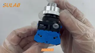 China IDEC ASW0335 Key-Operated Selector Switch with Spring-Return 22 mm Mounting Holes and IP65 Front Protection for Elevators for sale