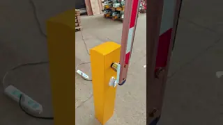 Smart Barrier Gate Fast Entry Parking Management