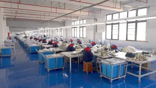 China Feather and Down Home Textile Products Mattress Topper Designed with 75 Percent Duck Feather and Down for Restful Sleep for sale