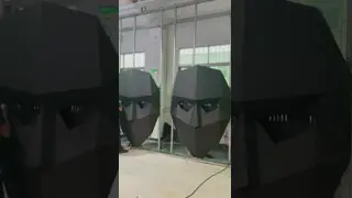 The mask-style LED display screen is highly flexible and allows for precise display of interactive c