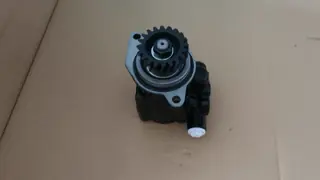 Isuzu Steering Pump 6WF1 6WG1 Heavy Truck