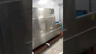 Various Styles of Commercial Dishwashers