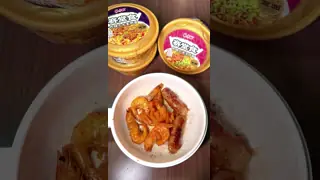 Cooking stir fry instant noodles with Shrimp and meatball