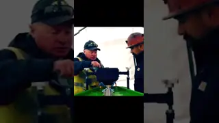 Gold Gemini Shaking Table