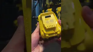 Dewalt DCB208 20V 8Ah Li-ion Battery