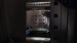 Multi-cavity bottle stopper mold