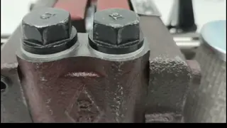 495A hydraulic pump