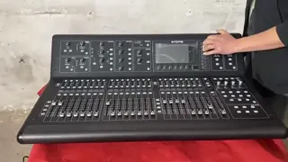 Second-hand M32 digital mixing console
