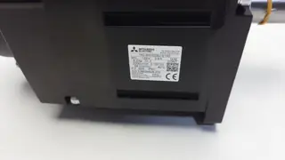 Mitsubishi HG-SN102BJ-S100 1kW Servo Motor | MELSERVO JE Brake 17-Bit Encoder