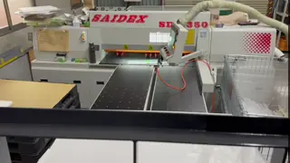 Installation and Use of Saide Acrylic Cutting Saws in Japan