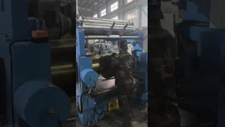 XK-400 Rubber Mixing Mill  Whit stock blender