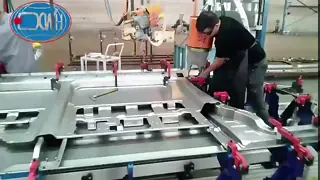 Welding car shell with hanging spot welder