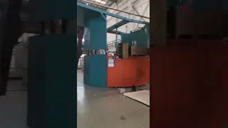 Three-arm tower rotary injection molding machine