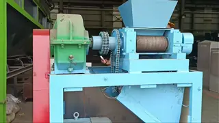 Double Roller Granulator Machine 2