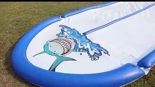 Spray toy