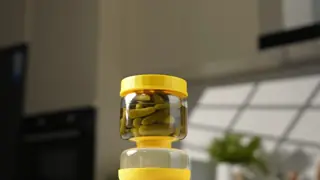 IKOO glass pickle jar